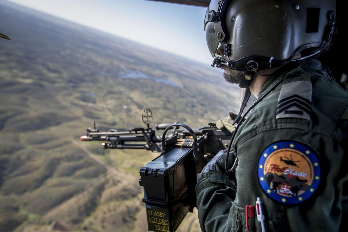 EU en NAVO: concurrerend of complementair? | Militaire Spectator